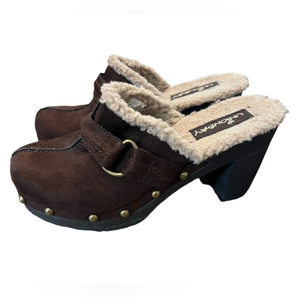 Shoes | Y2k Style Sherpa Lined Clogs Size 65 | Poshmark
